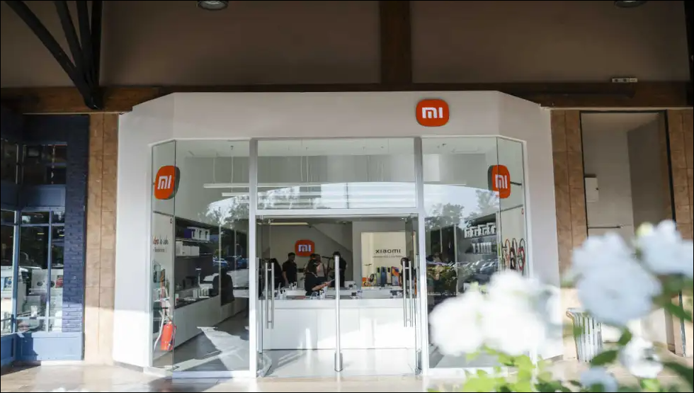 La empresa china Xiaomi inauguró dos nuevos locales oficiales en Argentina